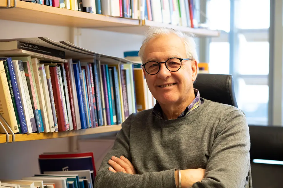 Professorsporträtt: ”Skolan bygger framtidens samhälle” | hh.se